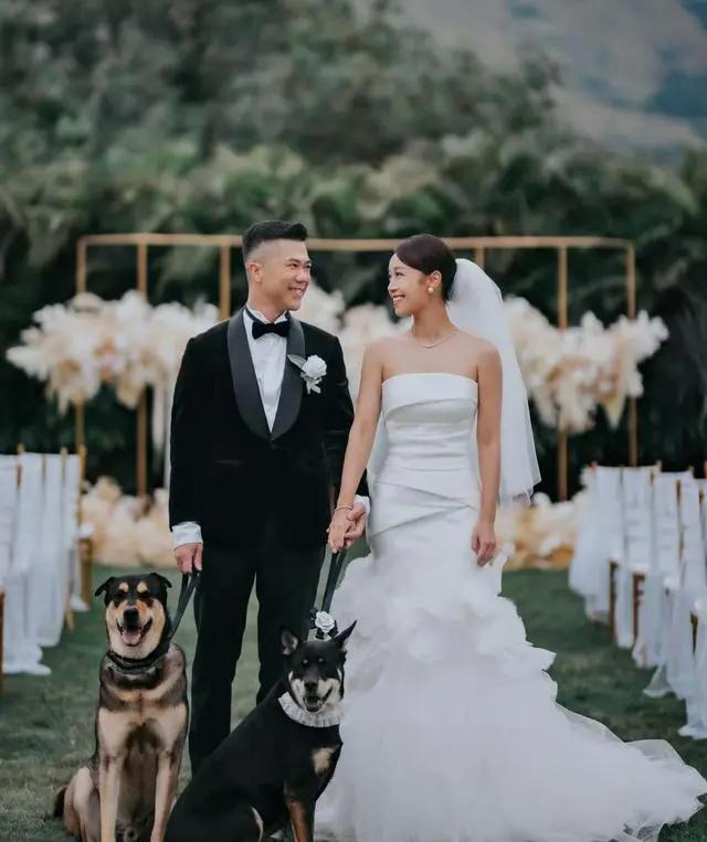 Huang Xinying officially announced her marriage. The wedding scene was exposed in a very low-key ...