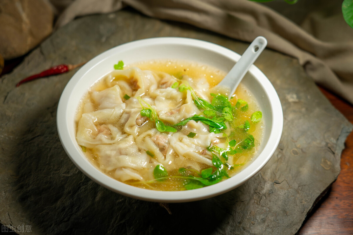 Ordinary rice noodles, just knead into dough, you can make fancy pasta ...