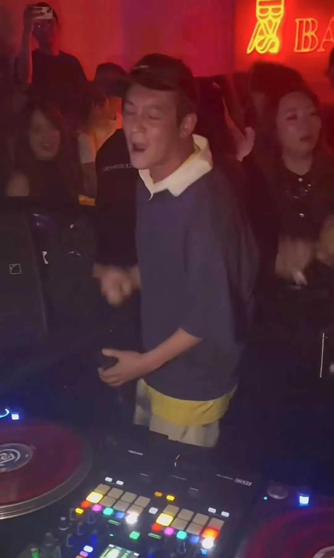 Edison Chen appeared in Shanghai bar! Excited, drinking, dancing ...