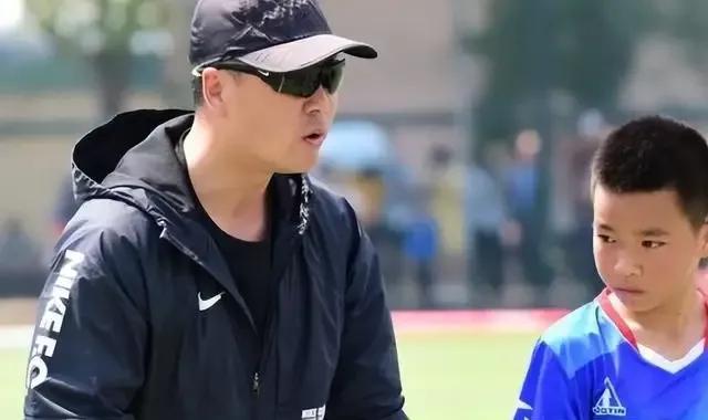 After being released from prison, Qi Hong, the prodigal son turns back ...