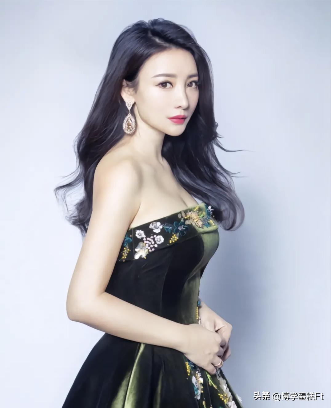 Liu Yan - "Teacher" Transformation "Artist" sad past - iNEWS