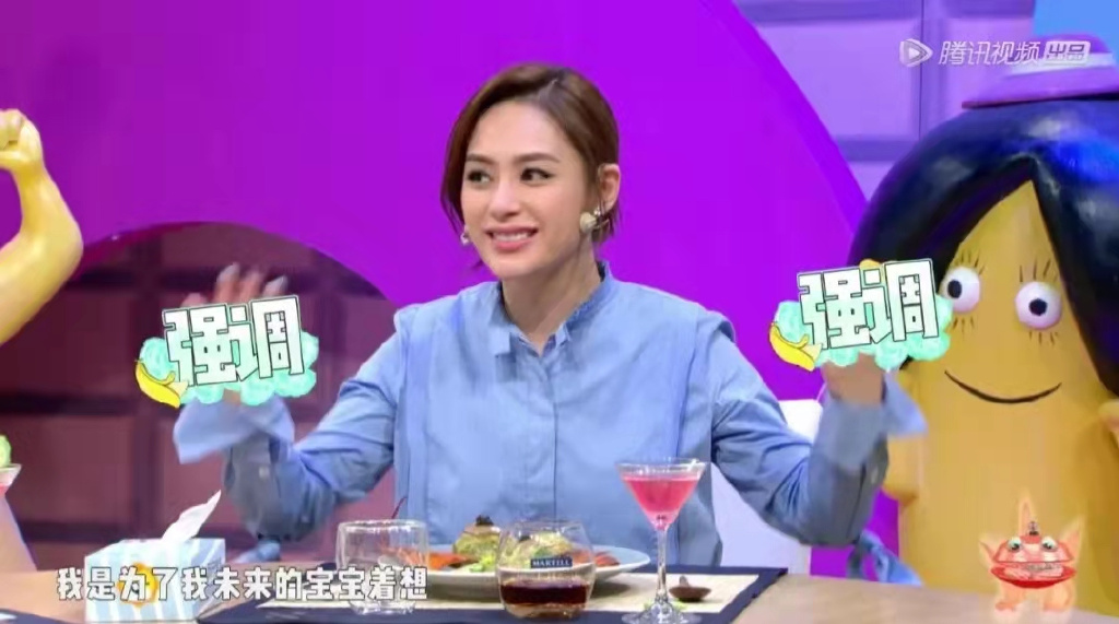 Gillian's secret that she has kept for 20 years is made public for the ...