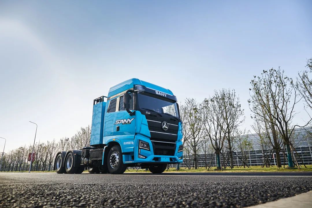 Bring green, intelligence and comfort into every electric heavy truck ...