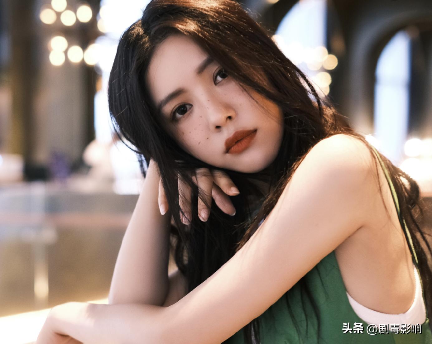 The 4 women in "The Bottom Line", Ye Xin is a "stunned young man", and ...