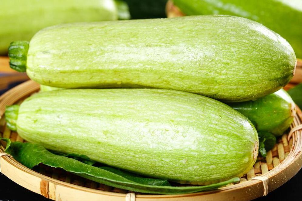 It is a "natural calcium pool", making dumplings better than leeks and ...