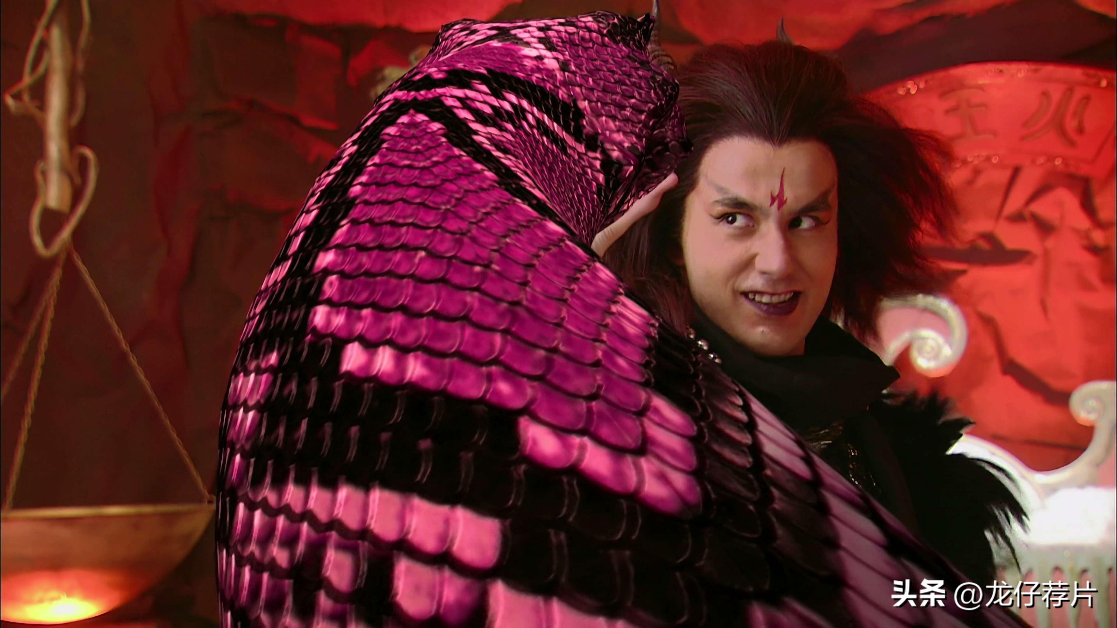 In the costume drama, there are six crazy and cool demons, choose one ...