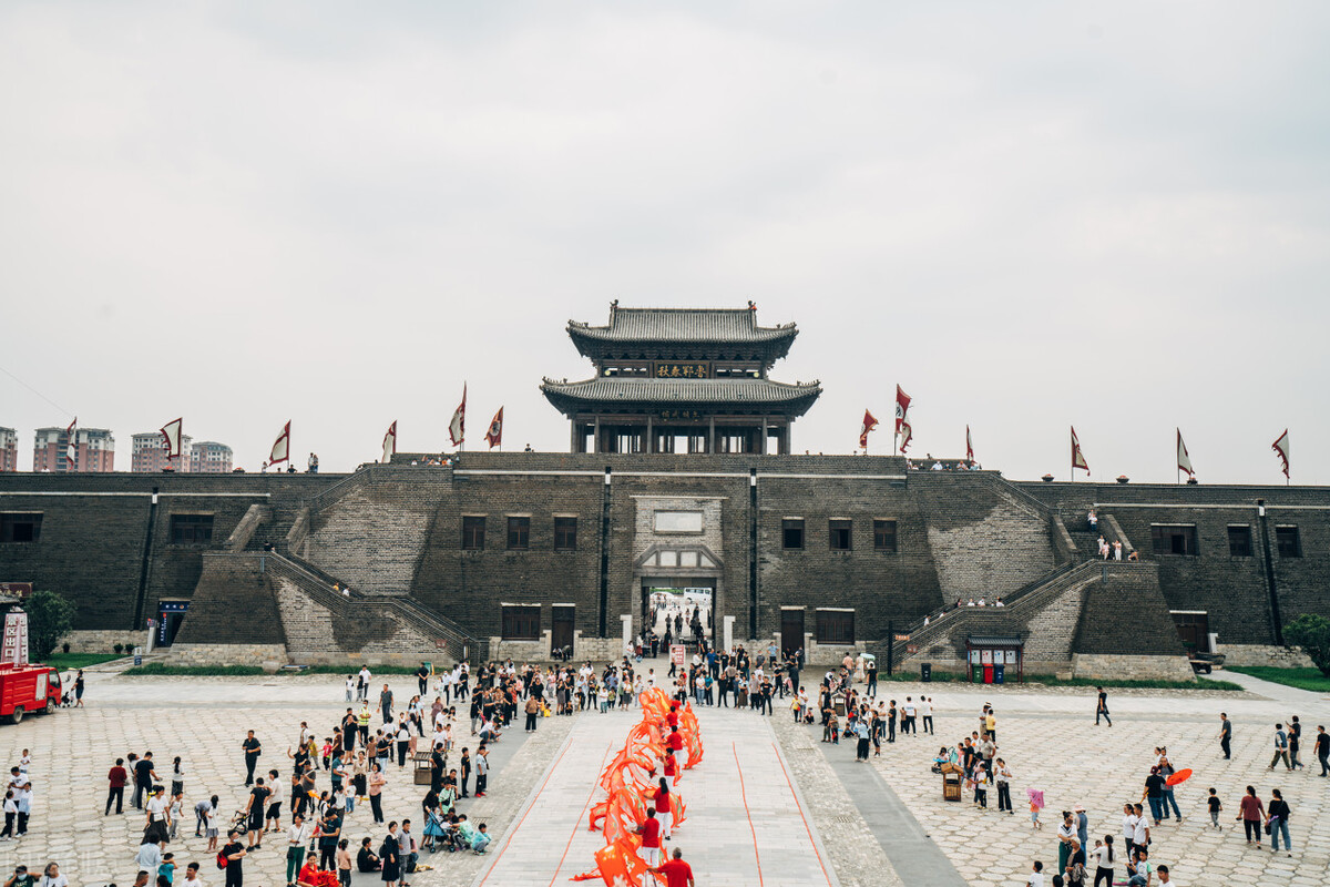 In "Water Margin", why did Wang Jin, the coach of the 800,000 forbidden ...