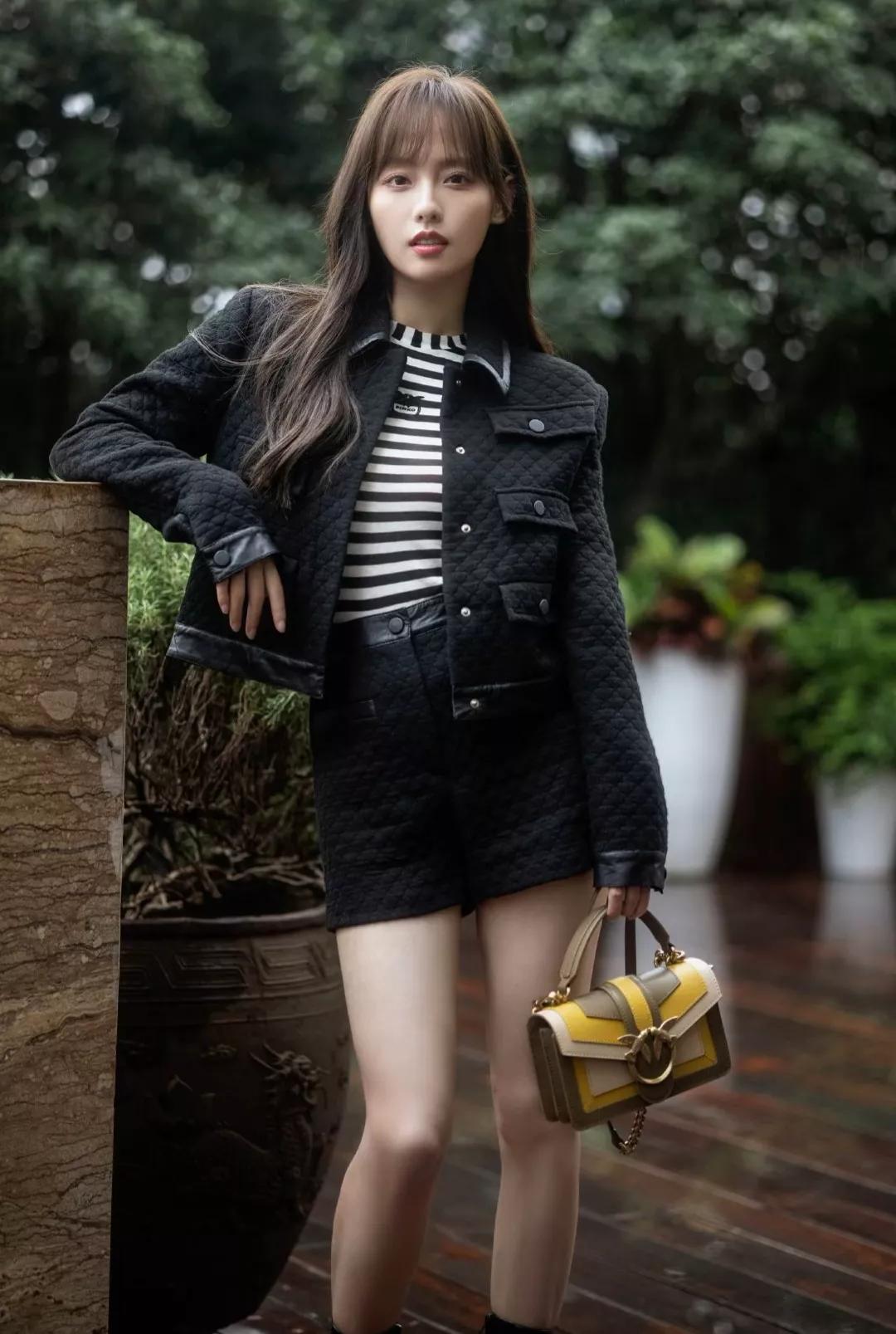 Celebrity photo, beautiful actress Zhang Jia Ni - iNEWS