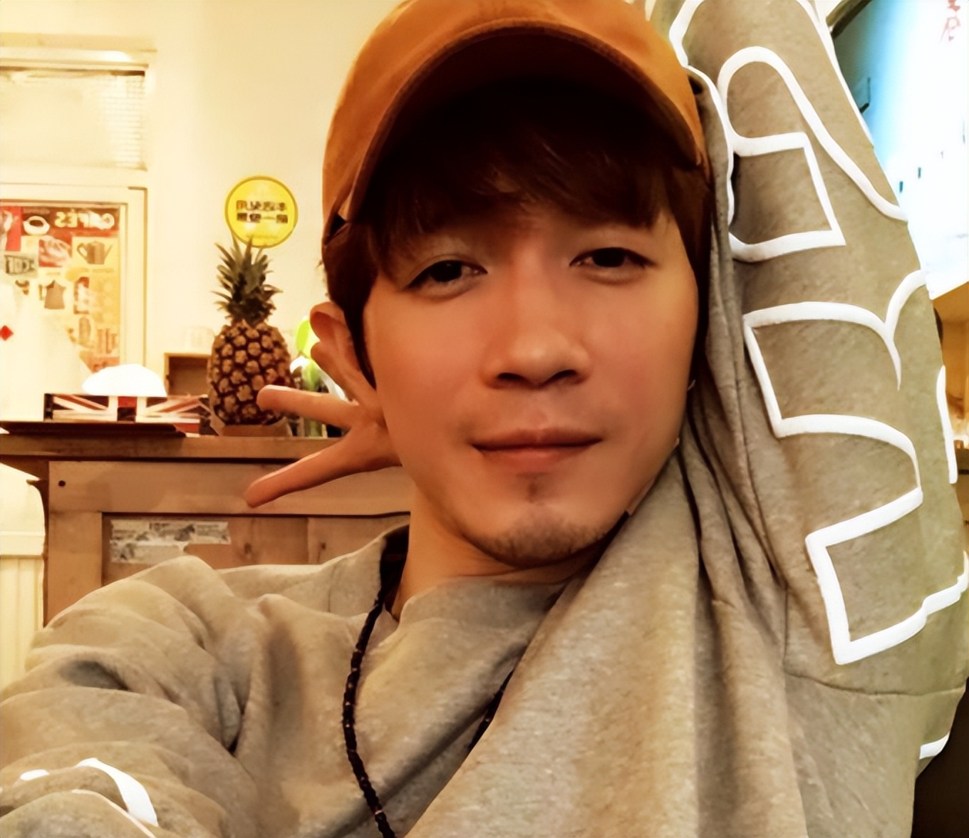 The 38-year-old actor had a car accident!The 4 people fell into a 200 ...