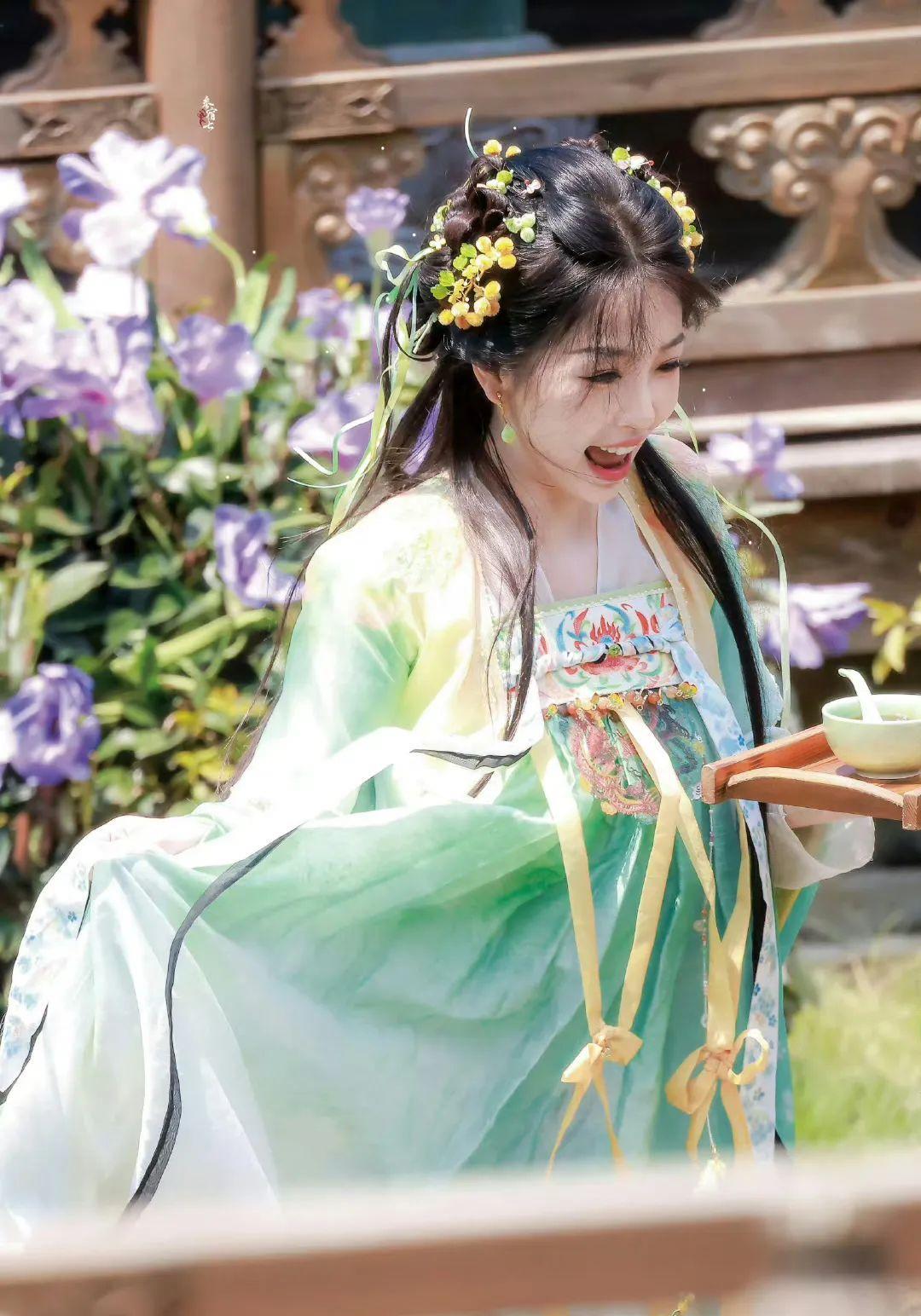 Yu Shuxin has various styles, "Yun Zhi Yu" and "Eternal Night Galaxy ...