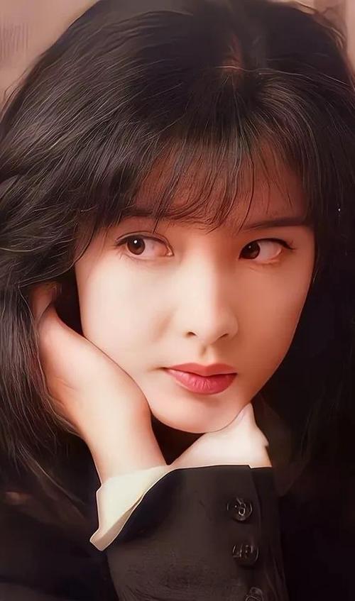 Zhou Huimin: Married after 20 years of love, named the cat "Zhou Huibao ...