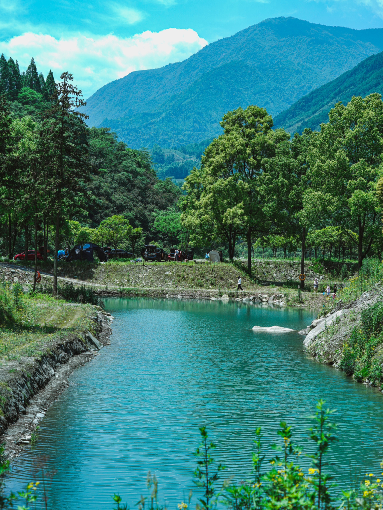 Live in the natural water system camp in summer, and you can get there ...