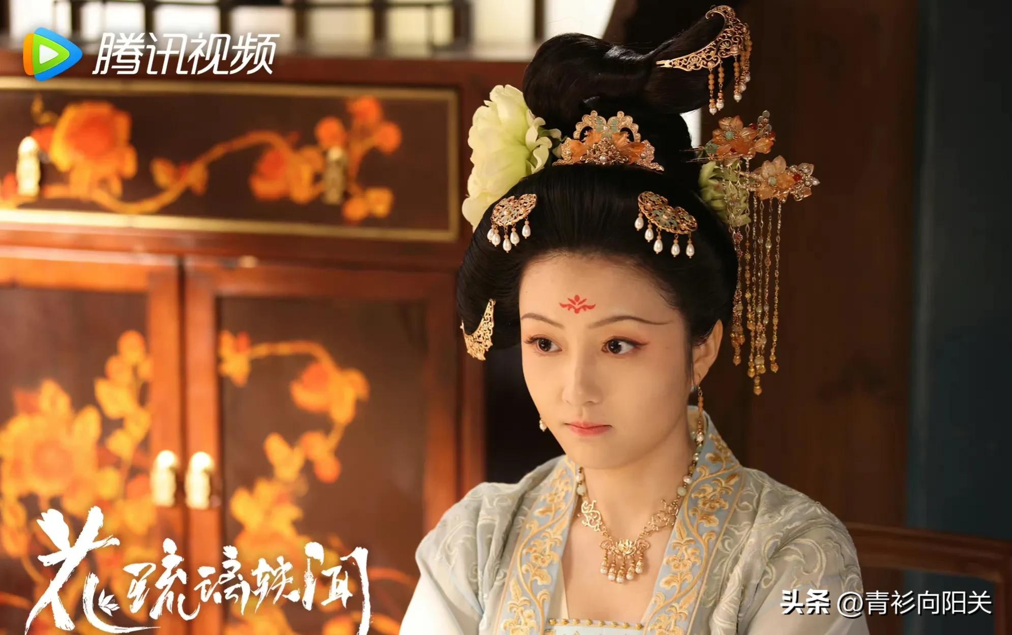 Obviously the same person, who acted in "Zhou Sheng As Before" and ...