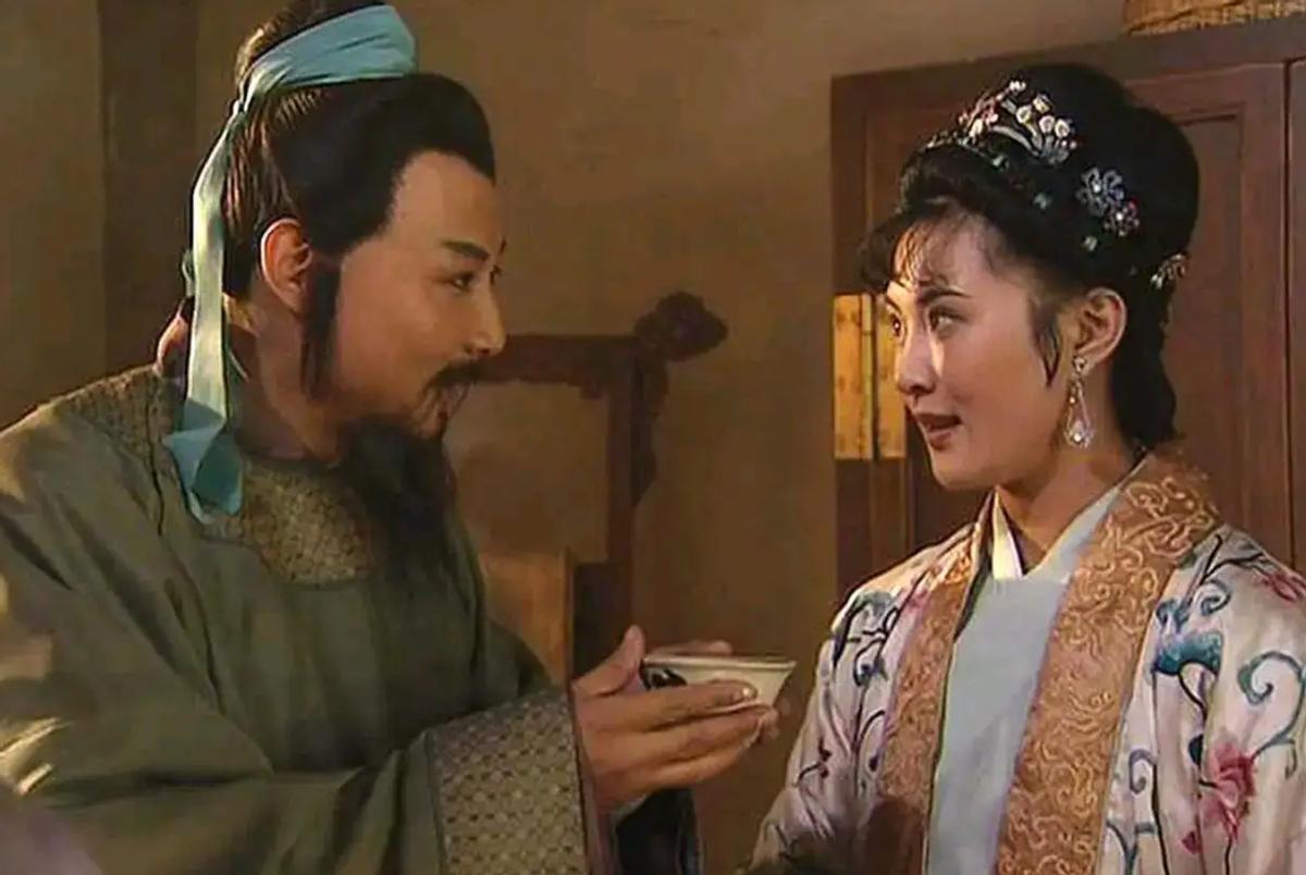 Why did Mrs. Lin Chong commit suicide? Could it be that Gao Ya Nei ...