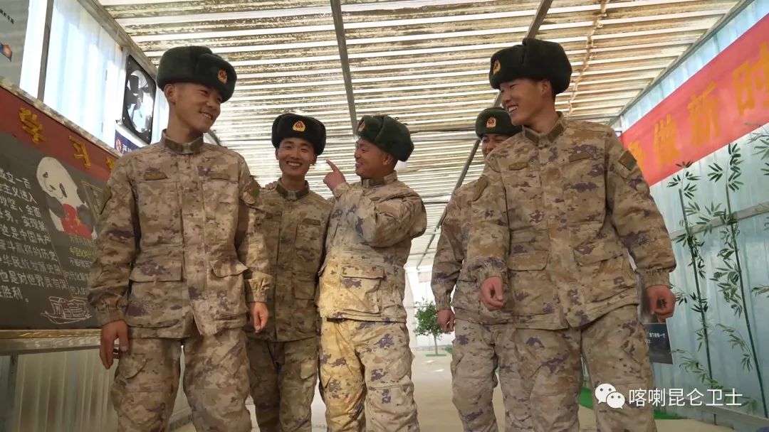 The third-rank sergeant major, "artillery doctor"! - iMedia