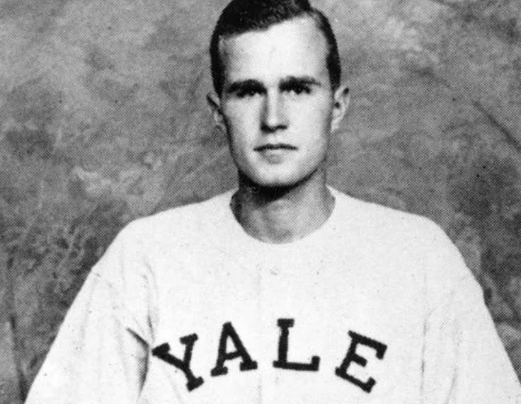 The last day of Bush Sr.'s life: Eat 3 eggs and leave 4 words for Bush ...