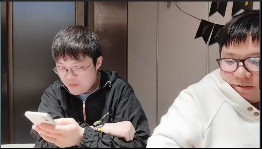 AJ invited Han Yi to reveal the LPL transfer period, uzi may come back ...