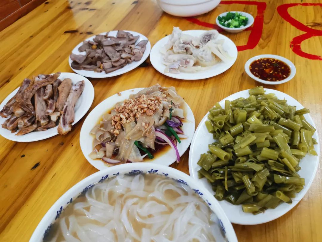 Wuzhou eats and drinks for 7 days, there is not only Guiling paste here ...