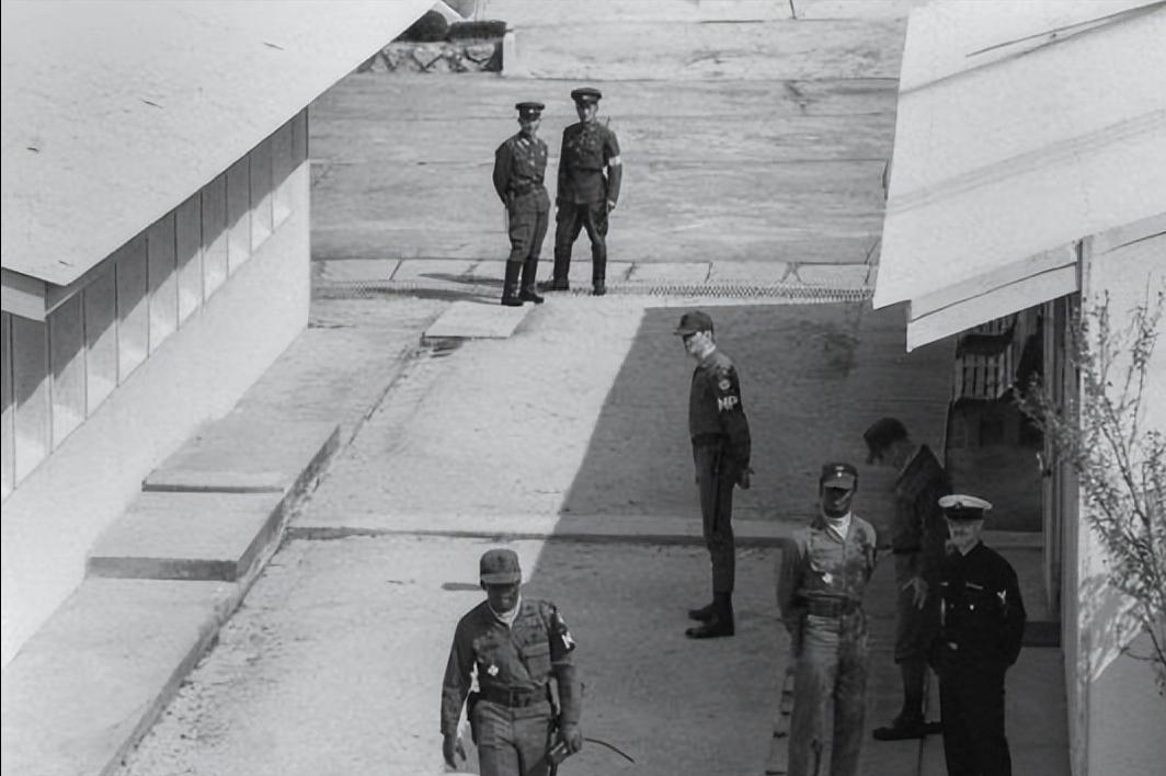 In 1979, the second year of China's reform and opening up, the Soviet ...