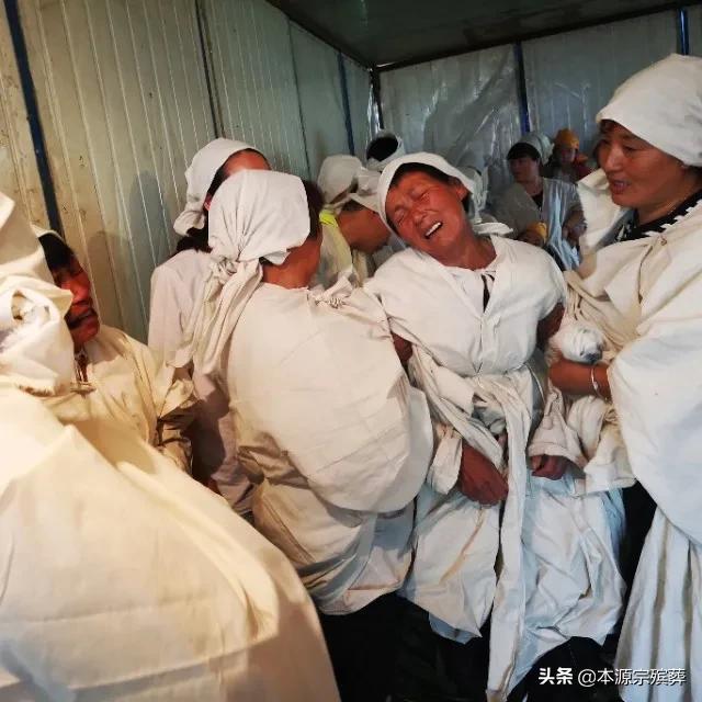 Funeral Customs - Burial - iNEWS