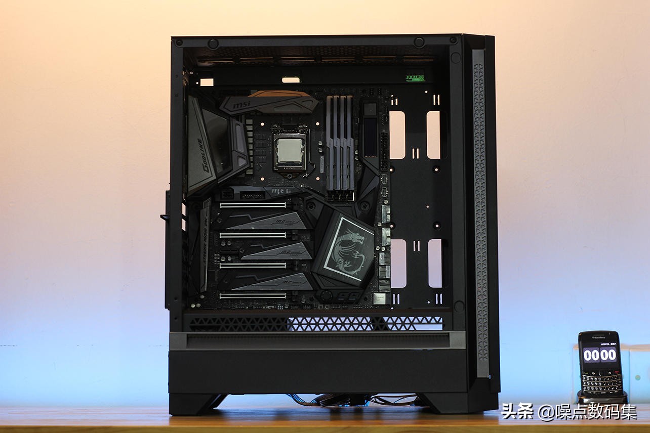 Or the domestic case with higher comprehensive quality at this price ...