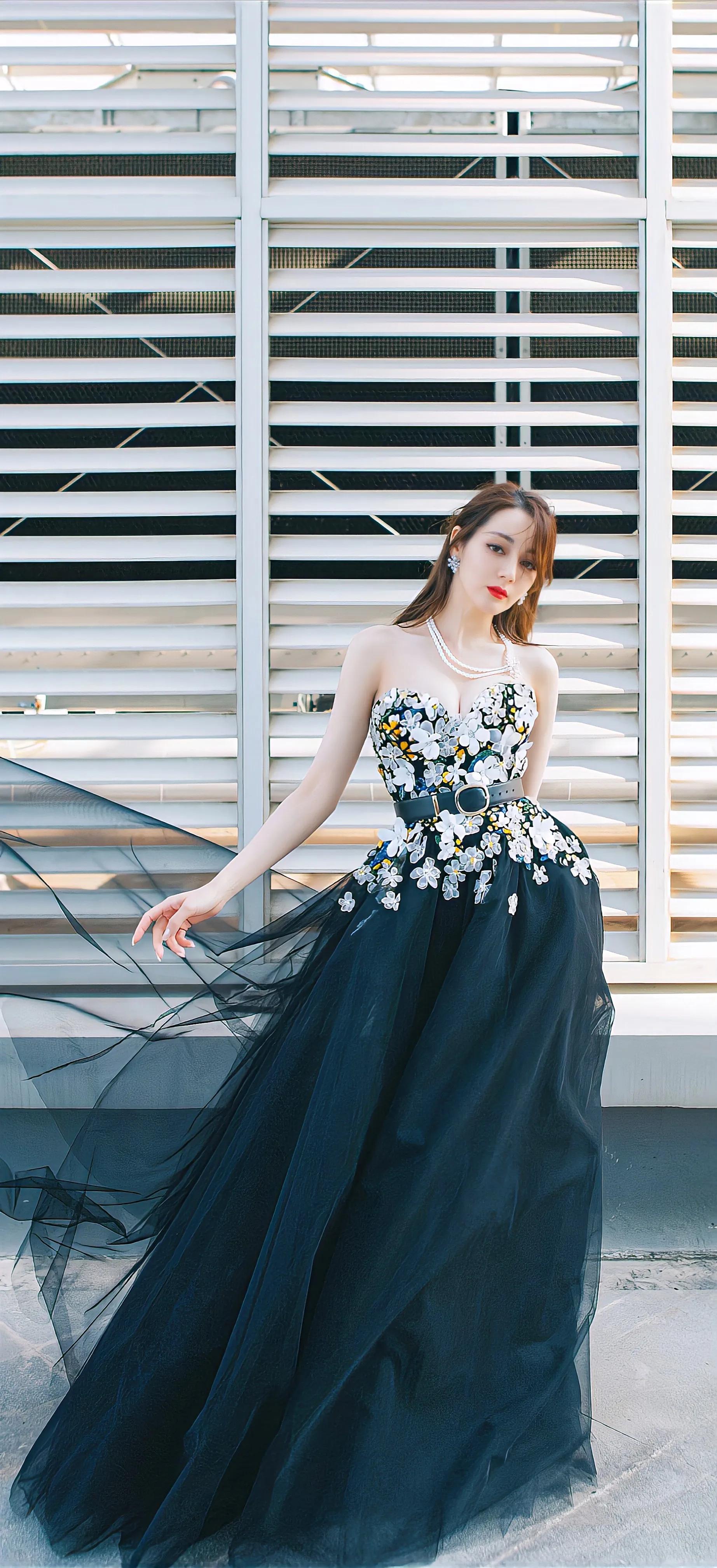 Can this be compared?Popular star Di Ali Gerba VS photo model Wang ...