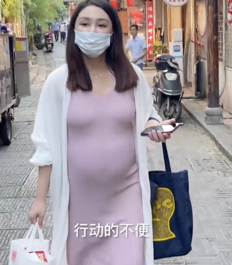 Li Zifeng officially announced that he was about to become a father and ...