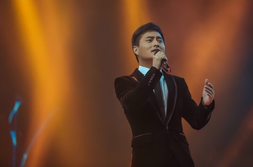 Grassroots singer Yunfei: Divorced his wife after becoming famous, now ...