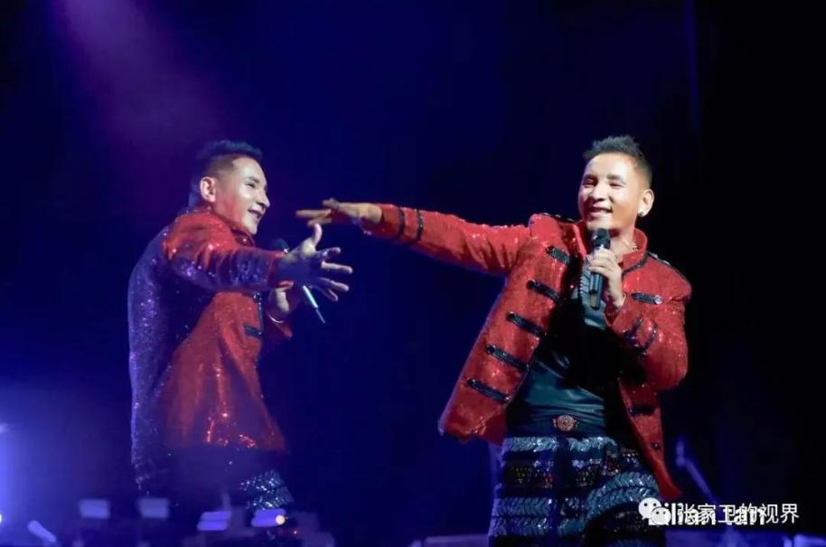 Ga let Deng Zhen·Love the world concert a sensation in Vancouver, the ...