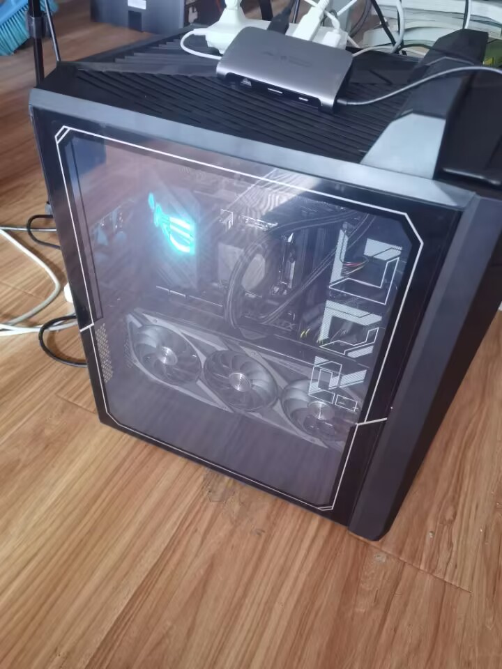 I spent more than 20,000 yuan to buy a desktop computer, but my wife is ...