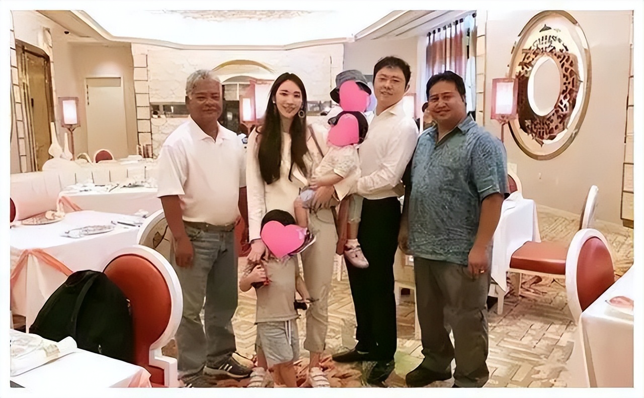 44-year-old Pace Wu participated in a girlfriends party and posted a high-profile gift ...