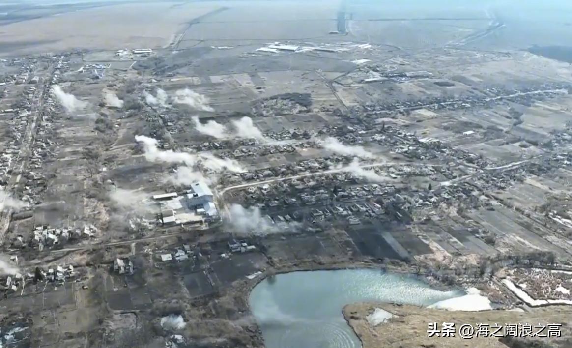 The Russian army broke into the Bakhmut Railway Station, cut off the ...