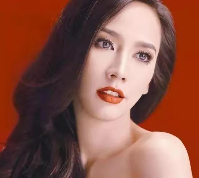 Aump, how powerful is she who has kept the fault Top 1 for many years ...