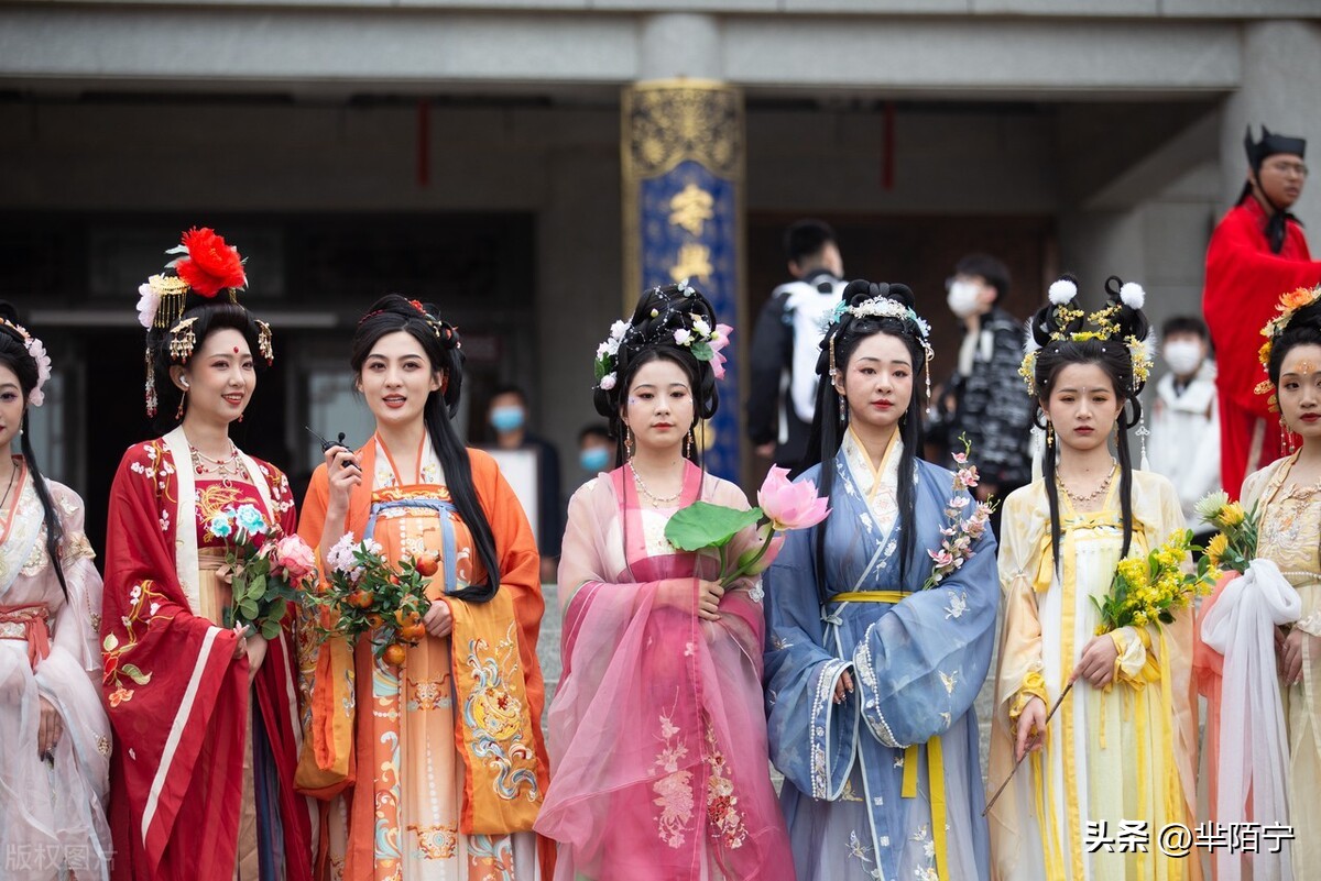 Inheritance and development of Hanfu culture - iMedia
