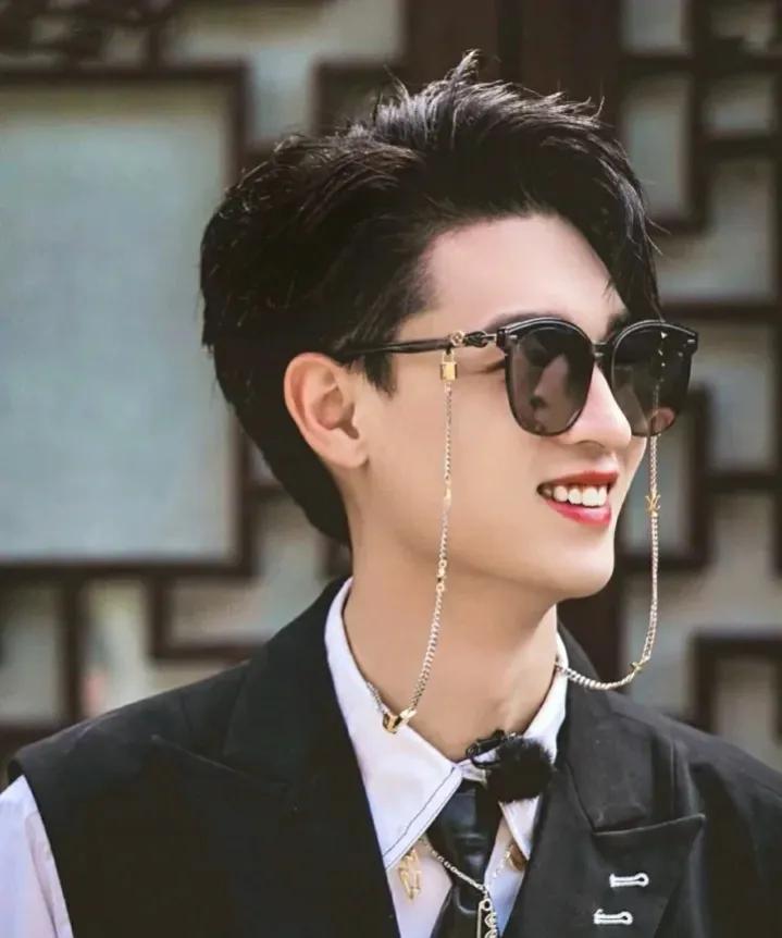 Qin Xiaoxian, I didn't expect you to be such a person! - iMedia