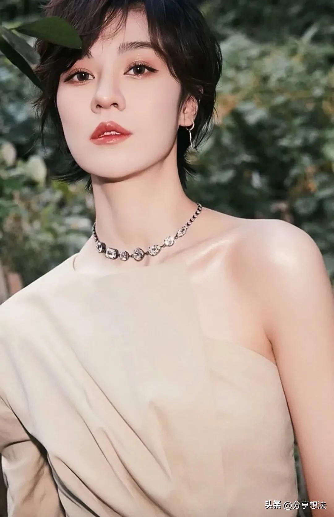 Yu Kewei star wallpaper! - iNEWS