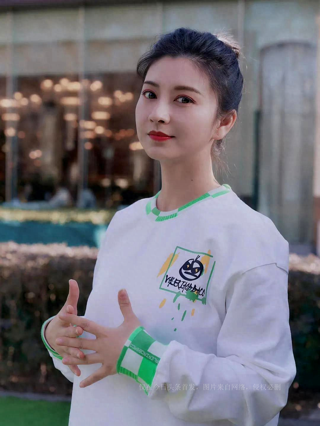 Actor Lan Xi picked up a husband on the way to dinner and has been ...