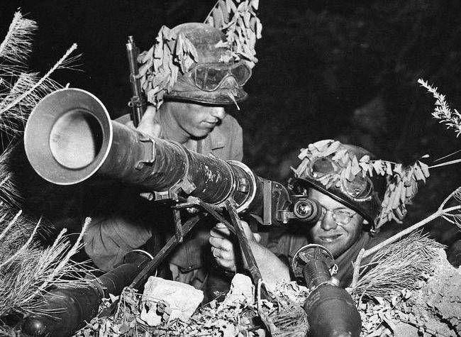 What kind of weapons are the bazooka, the big horn, and the big bar in ...