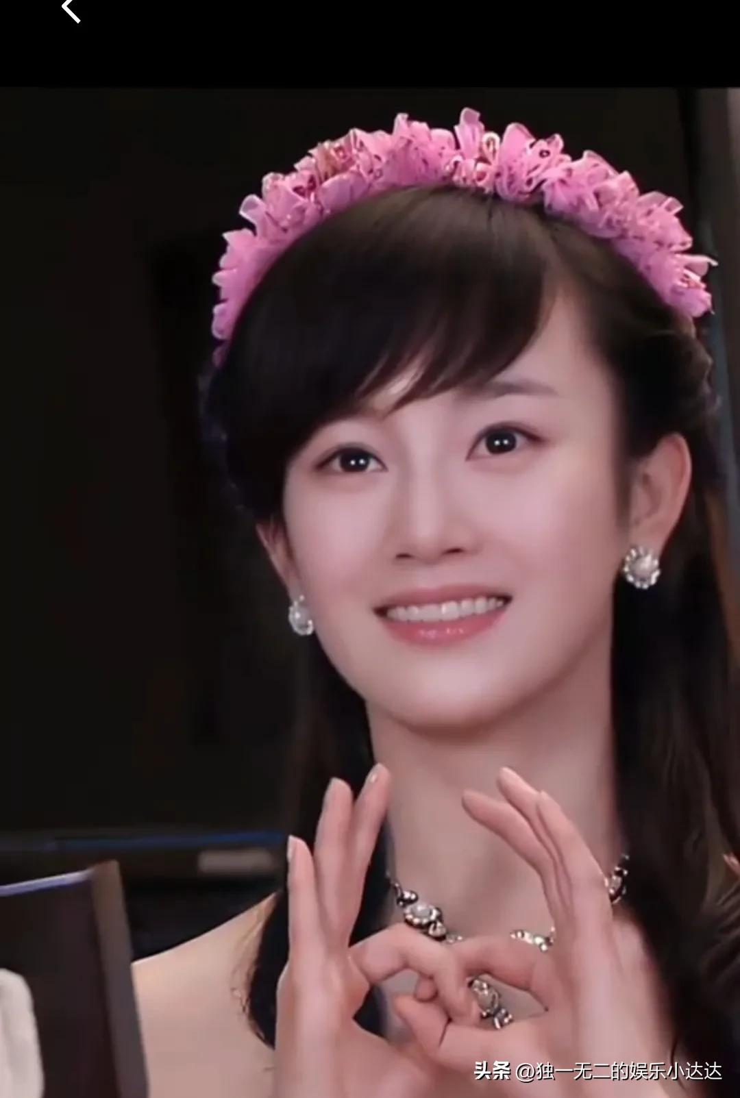 Zhang Meng: postmodern beauty girl. - iNEWS