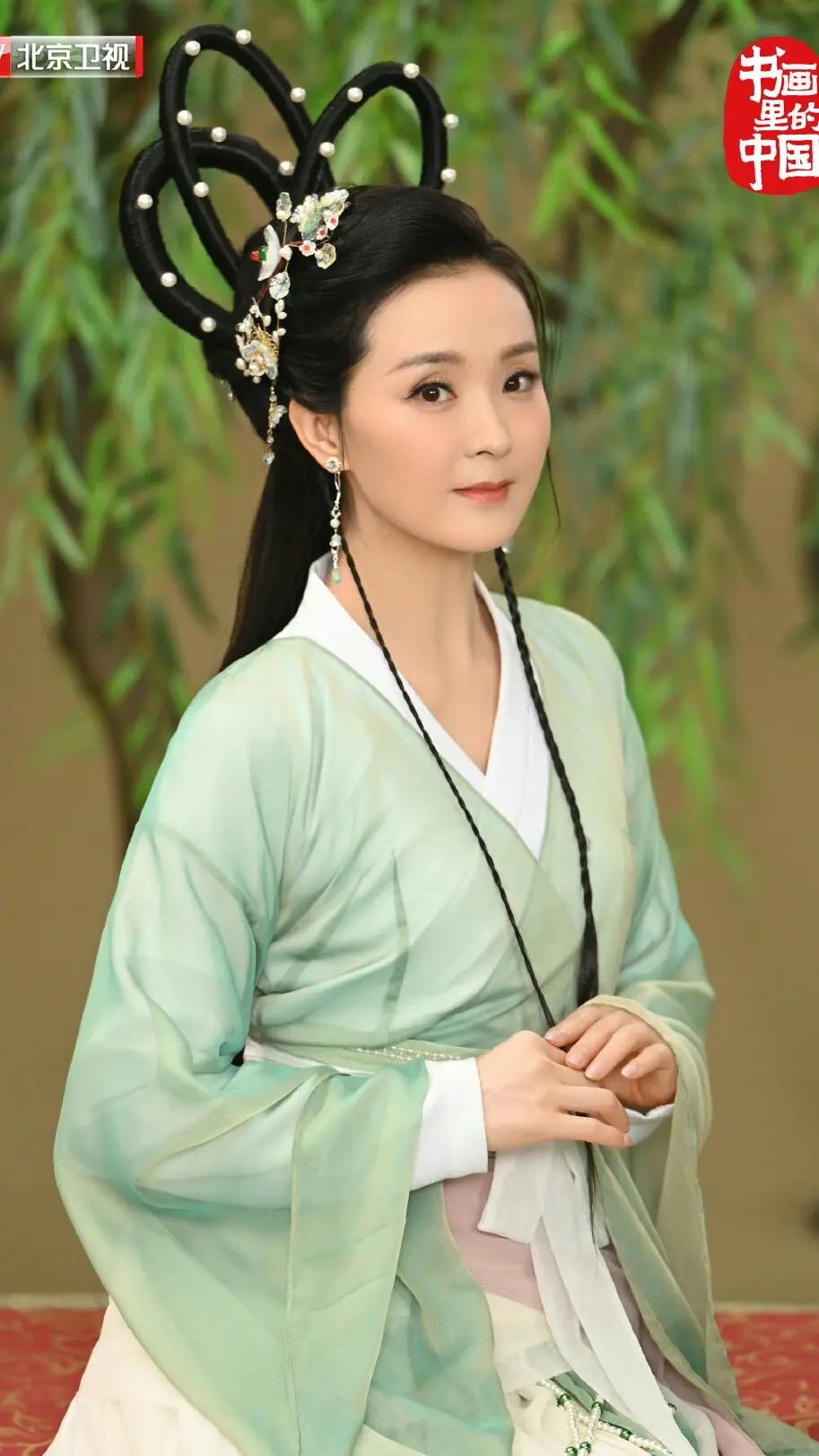 Lovely Wang Yan - iNEWS