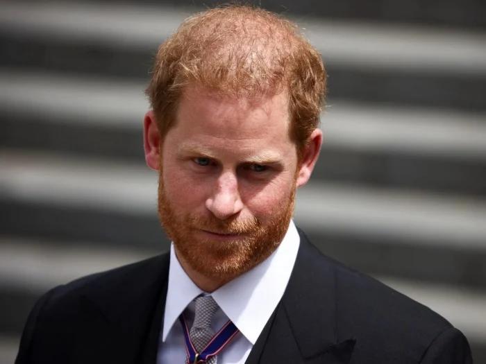 Prince Harry's hair volume surged and appeared on the cover ...