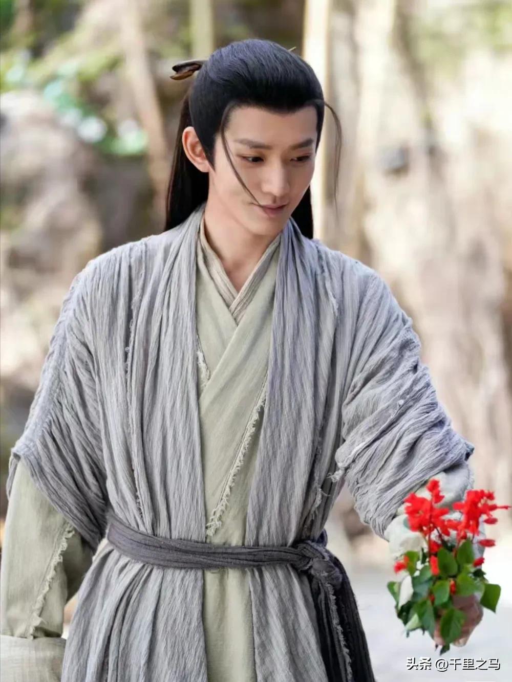 Deng Wei smiles like a six-year-old boy? This statement also aroused ...