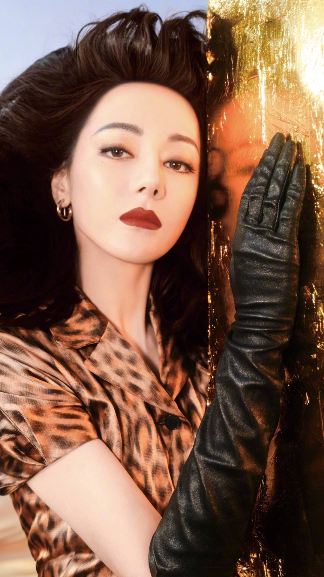 The new cover of Dilraba Magazine provokes controversy! Dior's custom ...