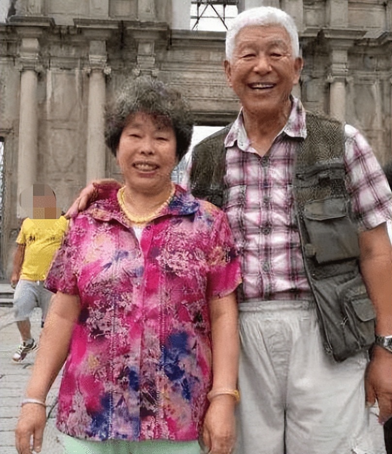 "National first-class actor" Zhang Hongjie: married his first love ...