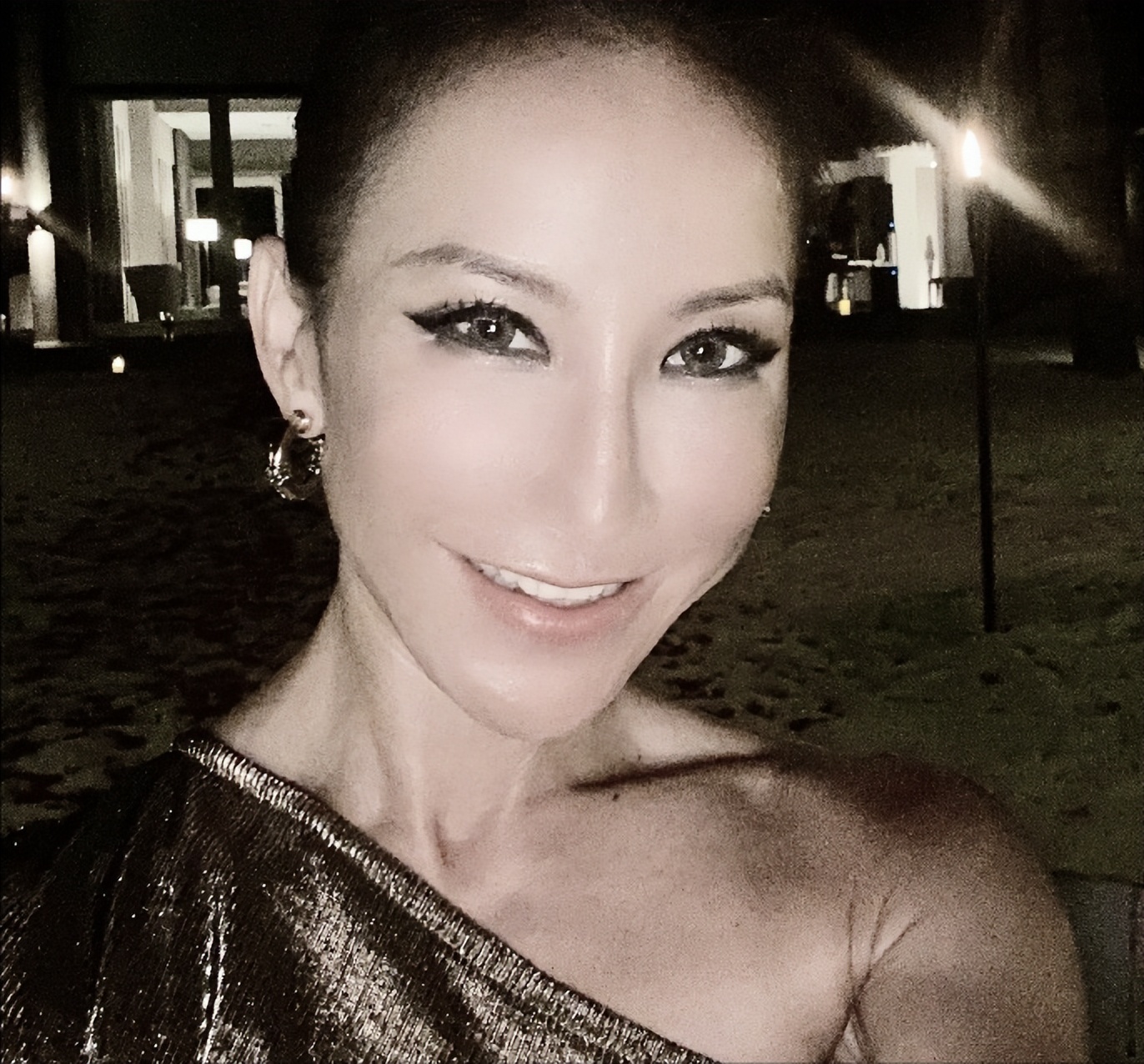 Sister Li Silin posted: COCOCoco Lee committed suicide due to depression at the age of 48 - iNEWS