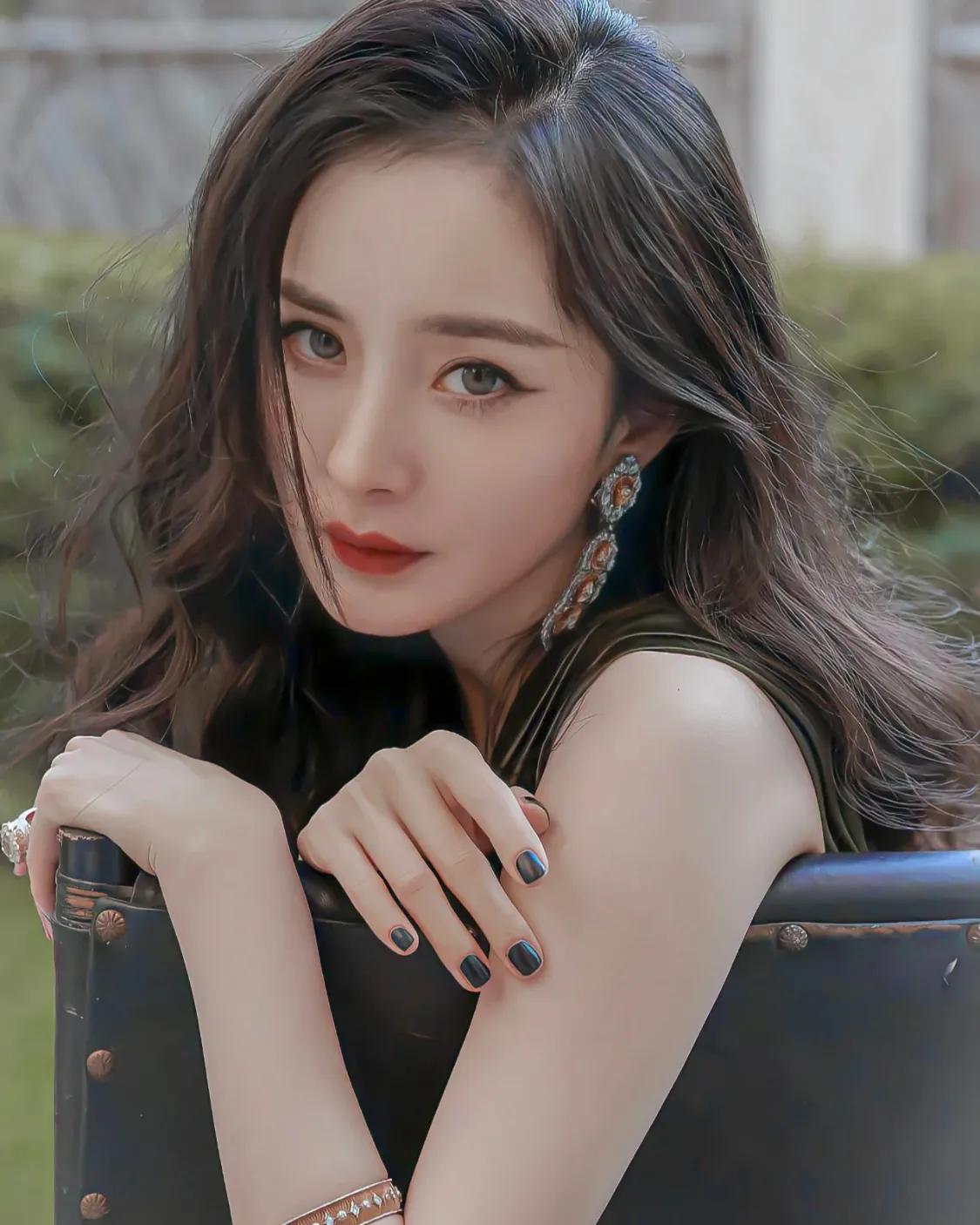 Fanfan said: Ju Jingwei Zhang Ruonan Yang Mi Chen Duling Zheng Shuang Zhao Youting Fan ...