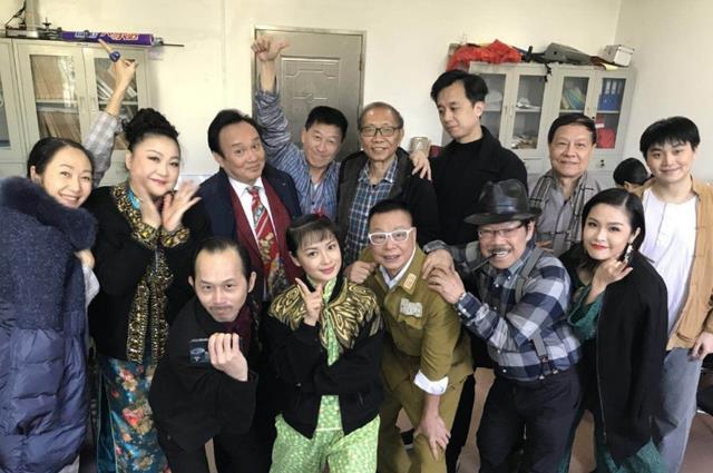 The 33-year-old "Axiang" Zheng Qiandan is the adopted daughter of Bagu ...