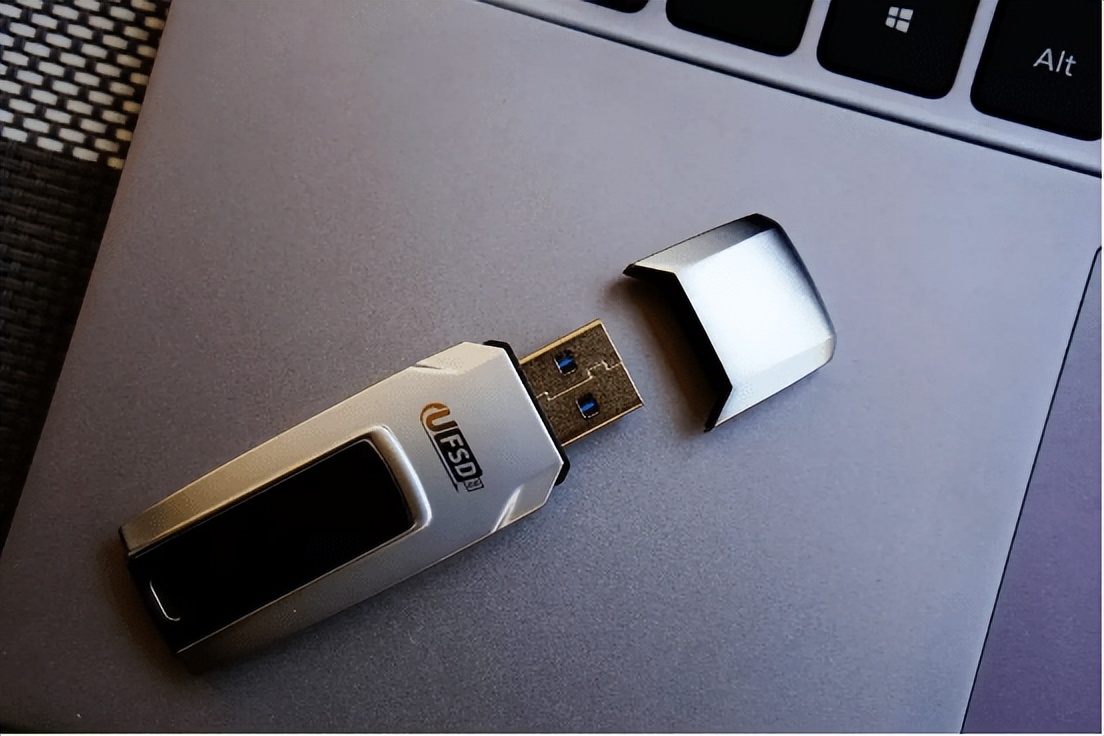 Unimaginably fast, ORICO-UFSD-C flash U disk - iNEWS