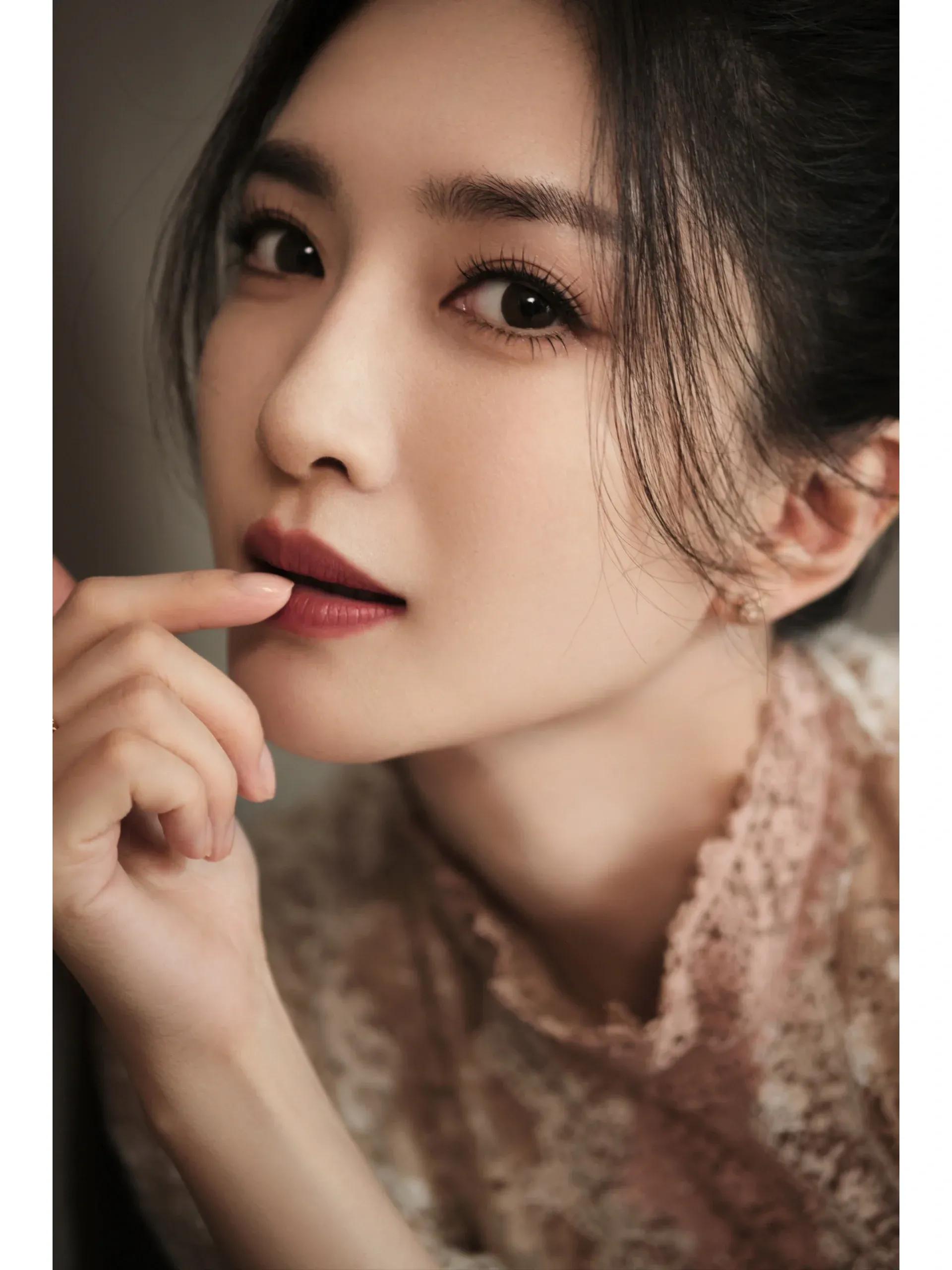 Jiang Shuying‖A large film with a sense of atmosphere, elegant and ...