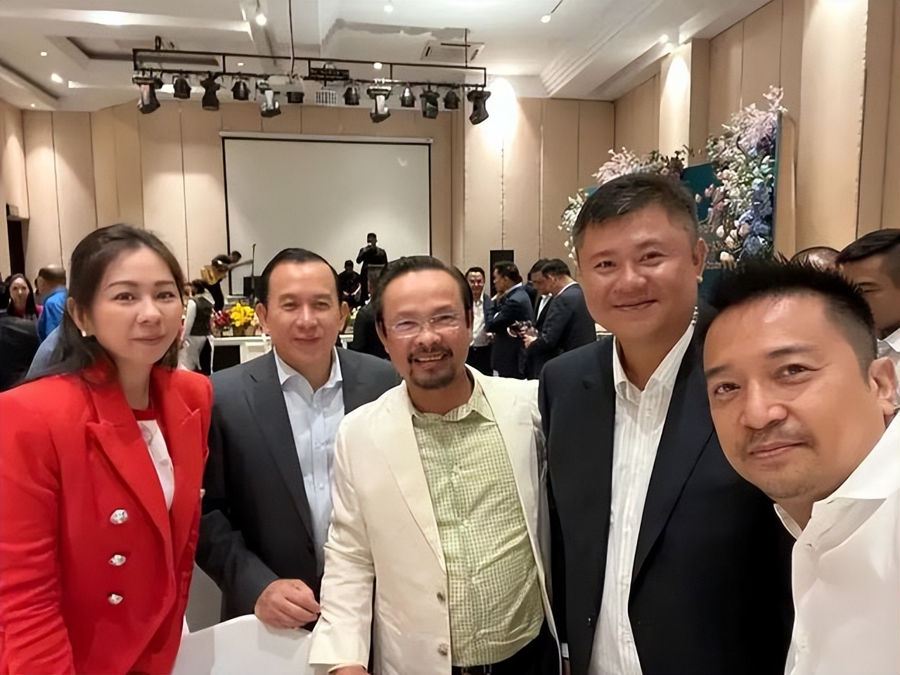 Prime Minister Hun Sen has many children and grandchildren, and his ...